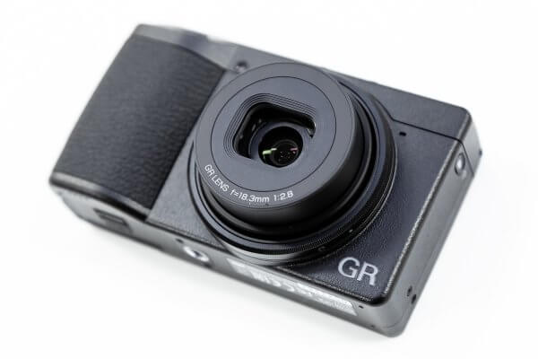RICOH GR III(GR3)実写レビュー。待望の最新高級コンデジの実力を作例から徹底解説 - Rentio PRESS [レンティオプレス]