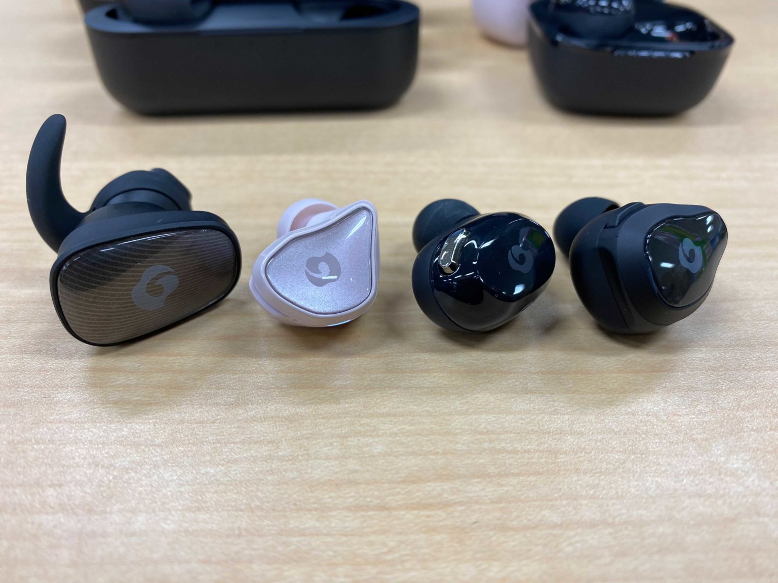 GLIDiCの完全ワイヤレスイヤホン4機種の特長まとめ！違いと選び方のポイントとは？ - Rentio PRESS [レンティオプレス]