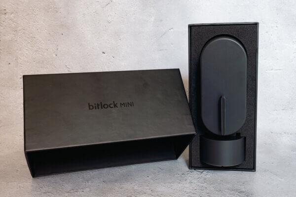 bitlock MINIのある生活をレビュー！拡張アイテムで好きな解錠方法を用意できるスマートロックシステム - Rentio PRESS [レンティオプレス]