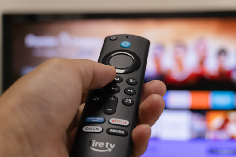 AmazonのFire TV Stick 4K Maxを実機レビュー！第二世代と比較して分かった使いやすさ - Rentio PRESS ...