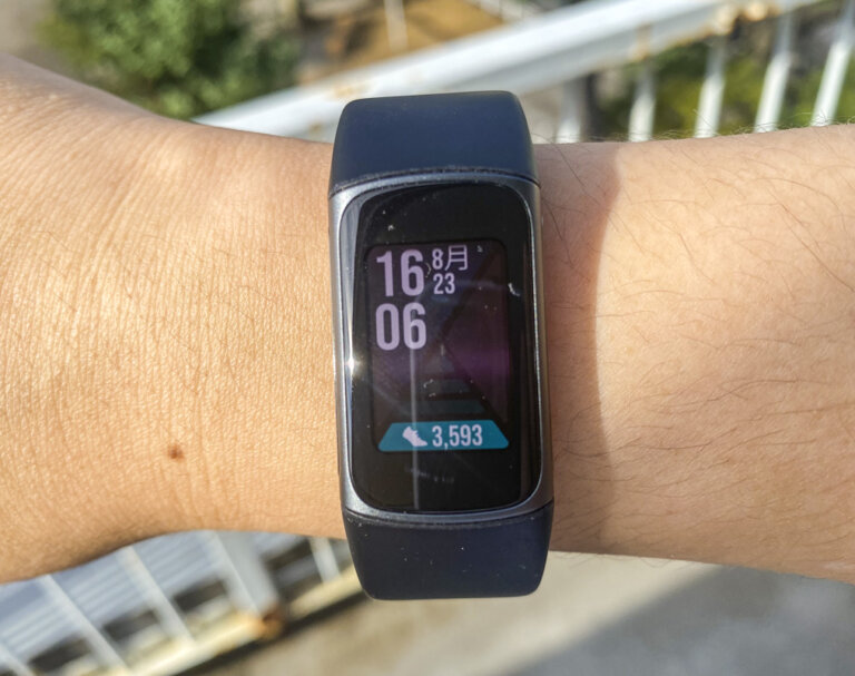 Fitbit Charge5の実機レビュー！ストレスレベルを測って健康意識を高めよう - Rentio PRESS [レンティオプレス]
