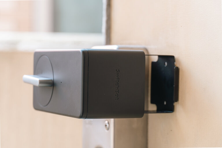 SwitchBotのスマートロックをレビュー！指紋認証もできるキーパッドタッチはマストアイテム - Rentio PRESS [レンティオプレス]