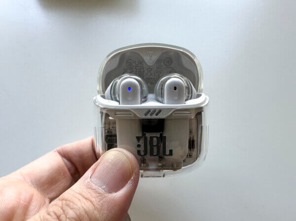 JBL Tune Flex Ghost Editionをレビュー！使い分けできる2ウェイ使用のコスパ良な完全ワイヤレスイヤホン ...