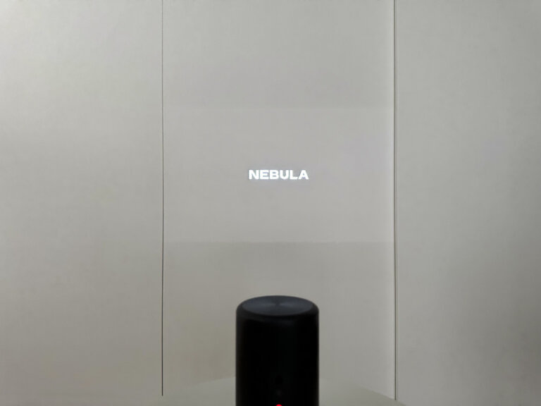 Nebula Capsule 3 Laserをレビュー！Ankerの進化したモバイルプロジェクター - Rentio PRESS [レンティオプレス]