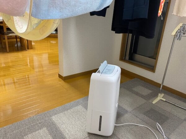 シャープの衣類乾燥除湿機 CV-P71をレビュー｜プラズマクラスターの力で衣類の消臭も実現！ - Rentio PRESS [レンティオプレス]