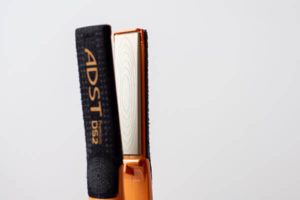 ADST（アドスト）Premium DS2 ストレートアイロンレビュー！プロも認める高機能なヘアアイロン！ - Rentio PRESS ...