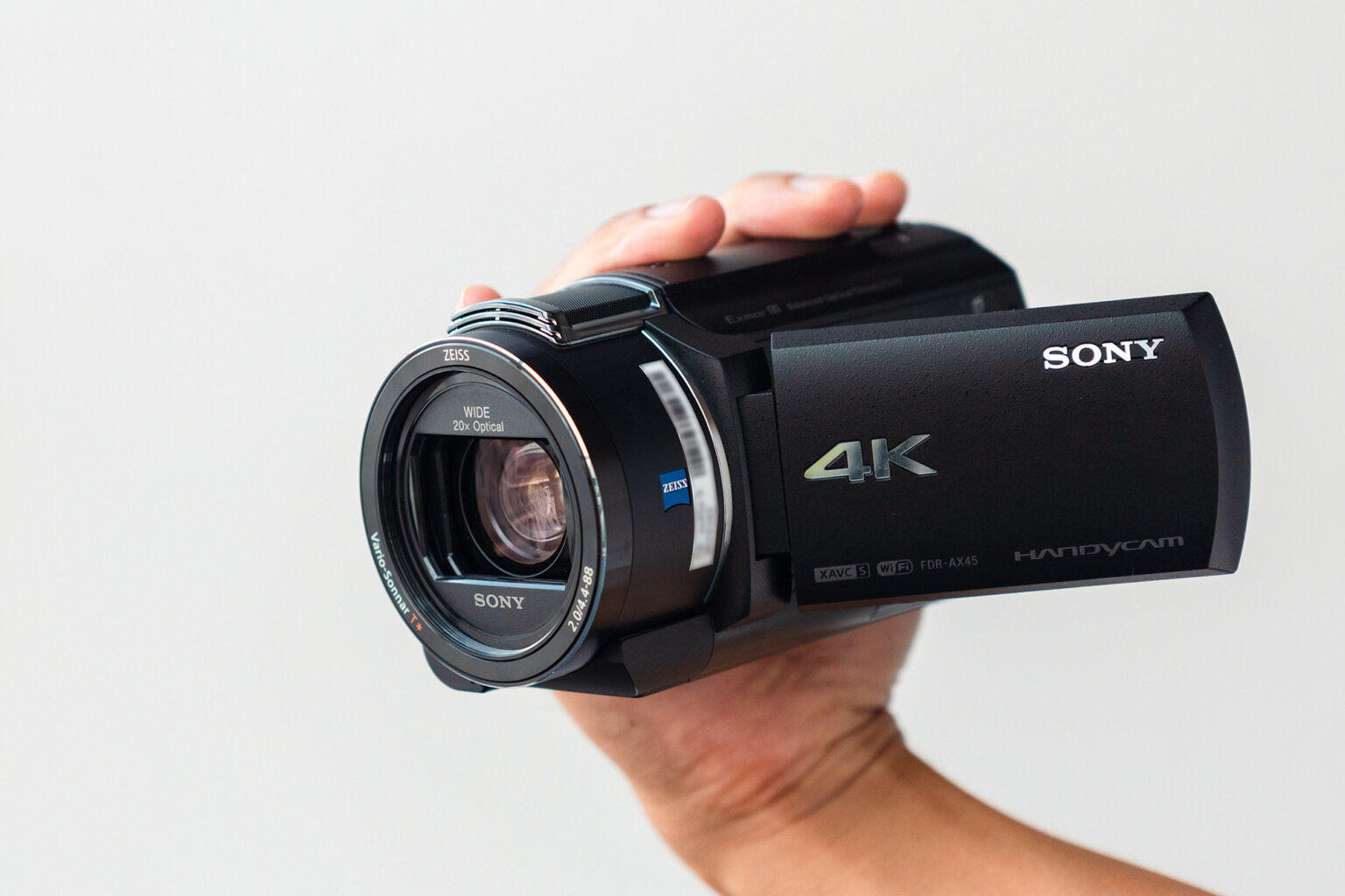 SONY FDR-AX45Aをレビュー！高性能なのにお手軽撮影ができる4Kビデオカメラ - Rentio PRESS [レンティオプレス]