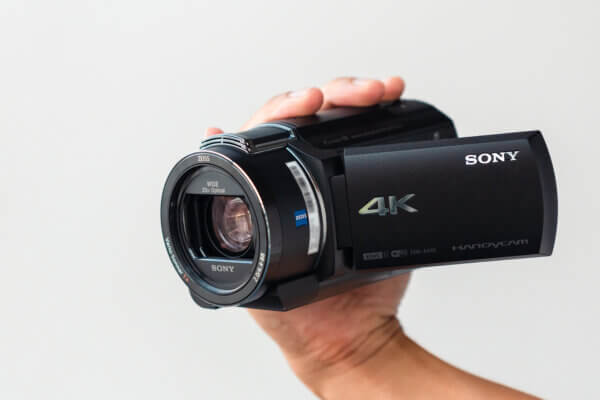 SONY FDR-AX45Aをレビュー！高性能なのにお手軽撮影ができる4Kビデオカメラ - Rentio PRESS [レンティオプレス]