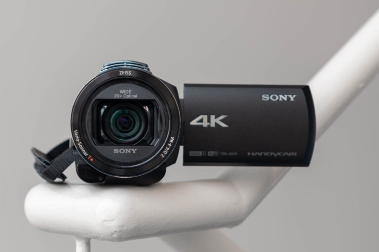 SONY FDR-AX45Aをレビュー！高性能なのにお手軽撮影ができる4Kビデオカメラ - Rentio PRESS [レンティオプレス]