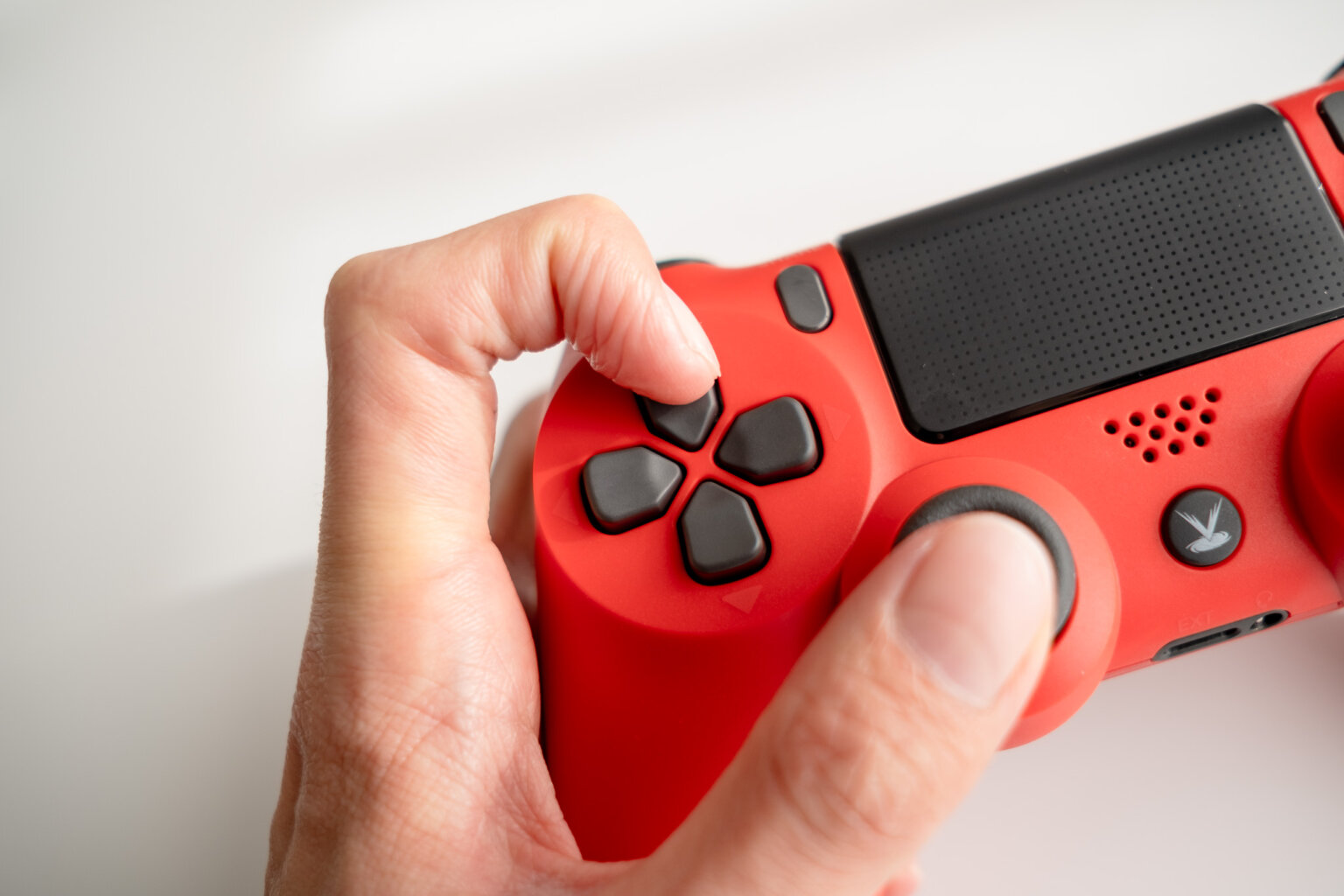 Void コントローラー For PS4 | PCをレビュー！PS4・PCコントローラーの最上級モデル - Rentio PRESS [レンティオプレス]