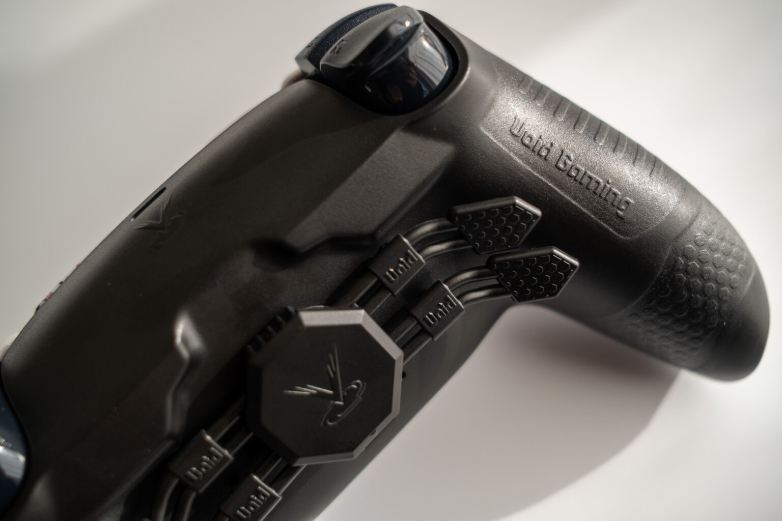 Void INTUITION PROをレビュー！最強のPS5用カスタムコントローラー - Rentio PRESS [レンティオプレス]