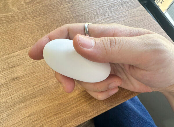 ダイソー TWS002をレビュー！前モデルからの進化がすごい！メイン機にも使えるコスパ最強の完全ワイヤレスイヤホン - Rentio PRESS [レンティオプレス]