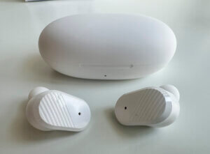 ダイソー TWS002をレビュー！前モデルからの進化がすごい！メイン機にも使えるコスパ最強の完全ワイヤレスイヤホン - Rentio PRESS [レンティオプレス]