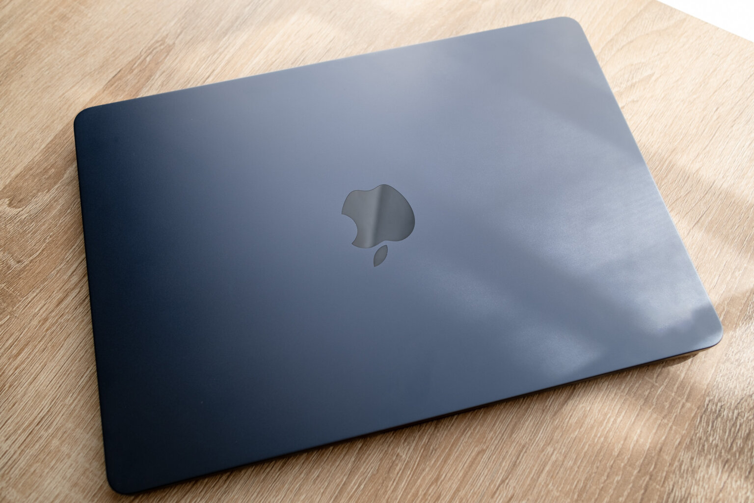 M3 MacBook Airをレビュー！動画編集、3DCG製作、ゲーム性能などM1モデルと比較しながら検証 - Rentio PRESS ...