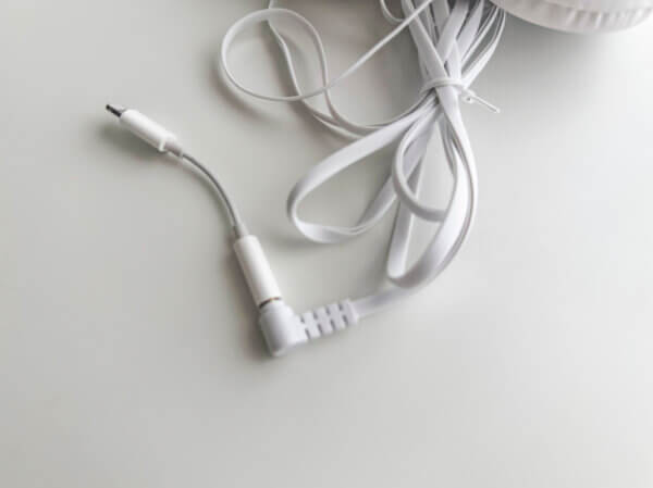 Daiso(ダイソー)ヘッドホンをレビュー！330円でも高音質なサウンドにビックリ！コスパ最強なオンイヤータイプのヘッドホン - Rentio PRESS [レンティオプレス]