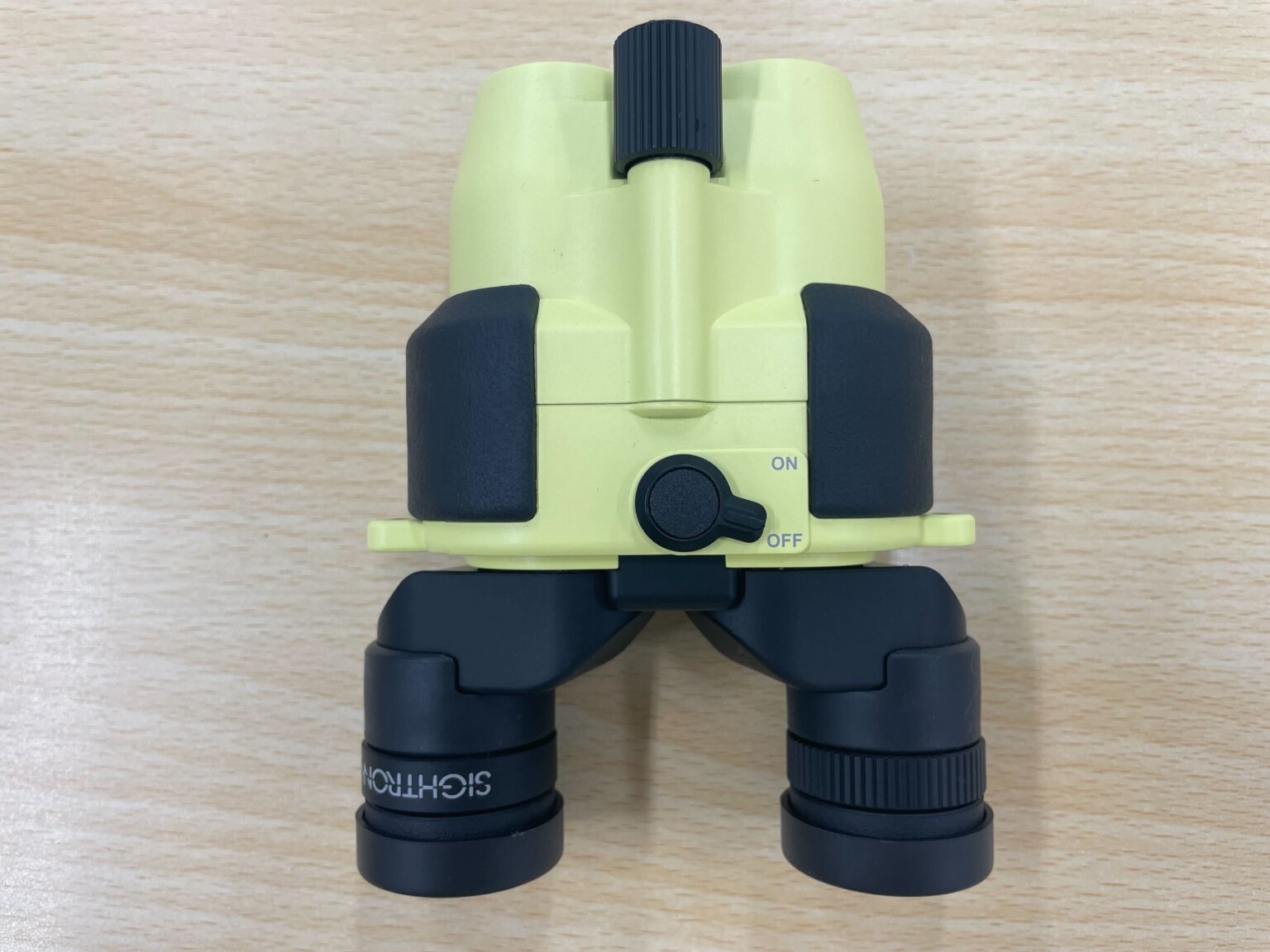 推しカラーの双眼鏡!?サイトロン FESTA 12x21 STABI Ⅲの使用レビュー！ライブで実際に使った感想も紹介します - Rentio PRESS [レンティオプレス]