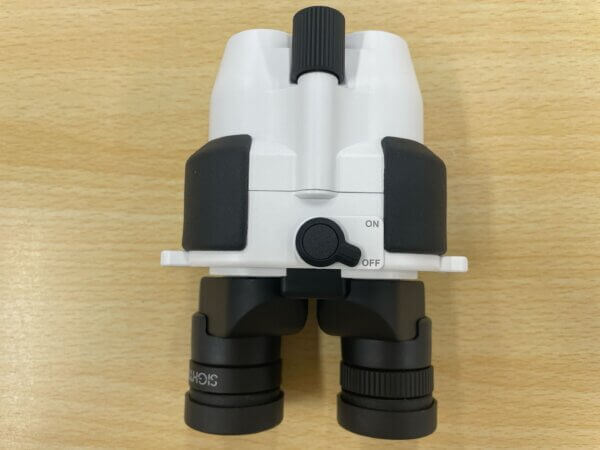 推しカラーの双眼鏡!?サイトロン FESTA 12x21 STABI Ⅲの使用レビュー！ライブで実際に使った感想も紹介します - Rentio PRESS [レンティオプレス]