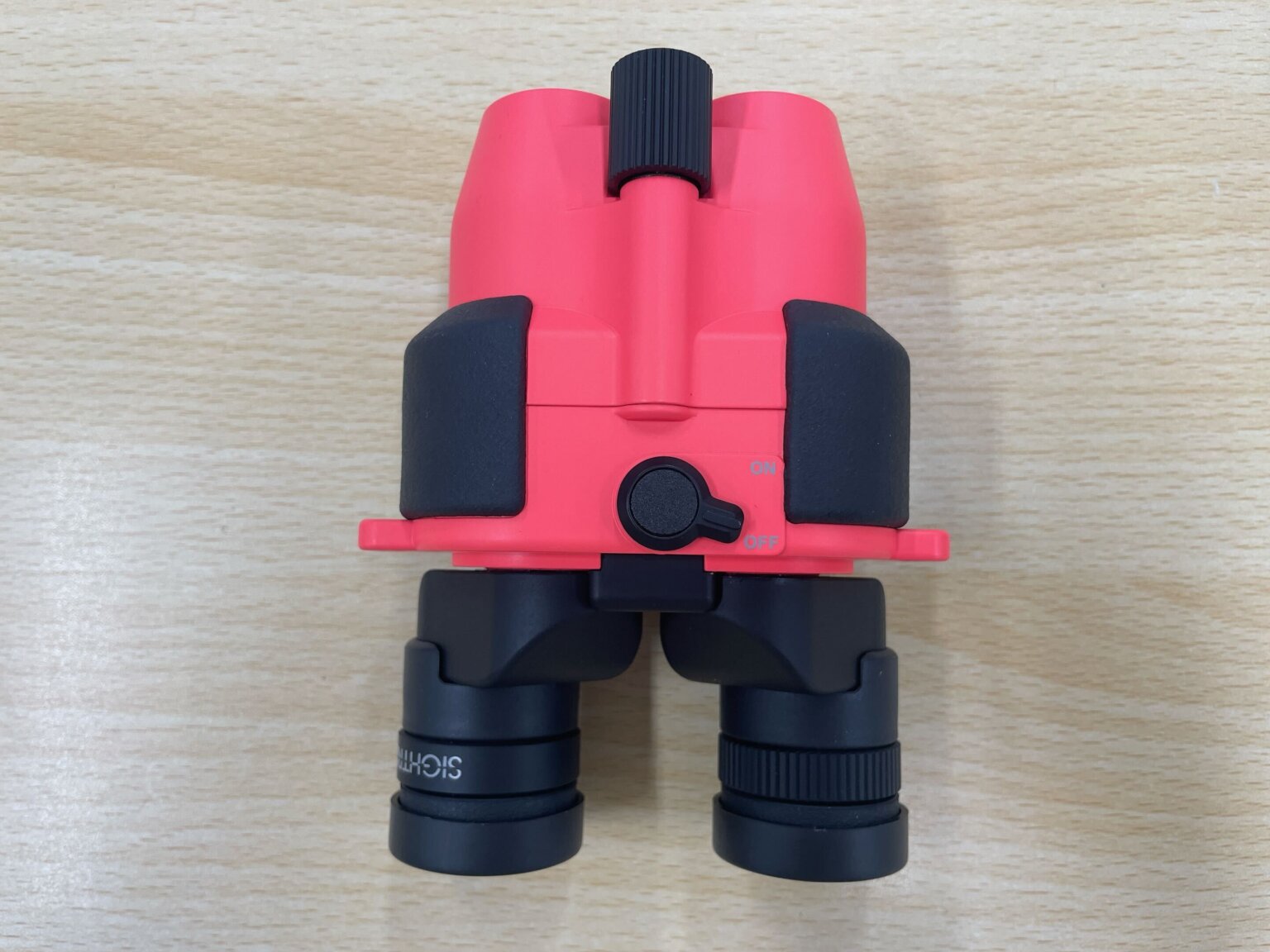 推しカラーの双眼鏡!?サイトロン FESTA 12x21 STABI Ⅲの使用レビュー！ライブで実際に使った感想も紹介します - Rentio PRESS [レンティオプレス]